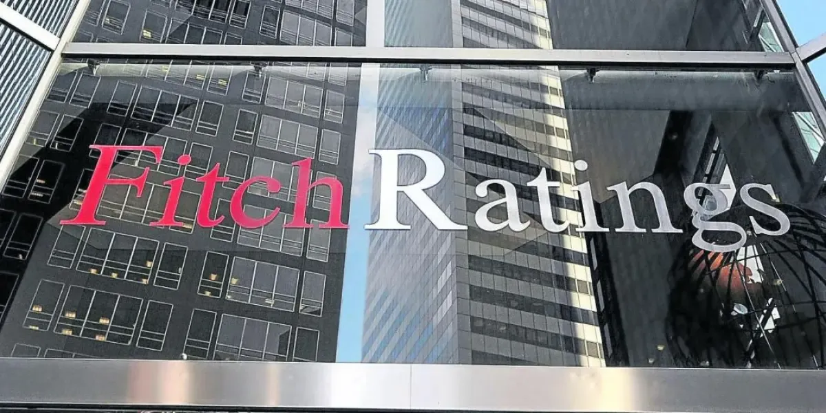 Fitch Ratings rebaja calificación de Colombia a BB, pero mantiene en ...