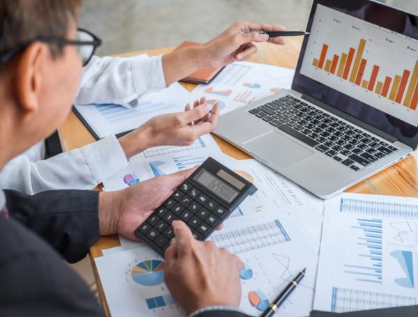 Ofertas laborales para contadores: uno de los empleos mejor remunerados
