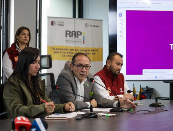 Gobierno investiga buque que habría exportado carbón a Israel en ...