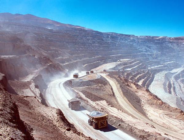 Petróleo y oro disparan costos de producción mientras el IPP acelera su ...