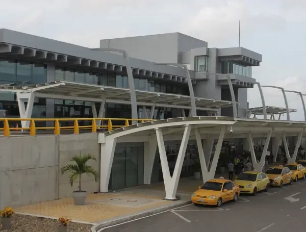 Atrasos en obras del aeropuerto de Barranquilla ponen en situación ...
