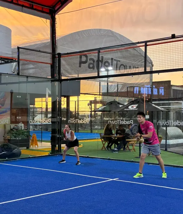 'El pádel sigue siendo un negocio rentable si se gestiona de forma ...