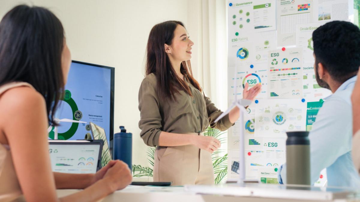Programas e iniciativas que impulsan el emprendimiento local