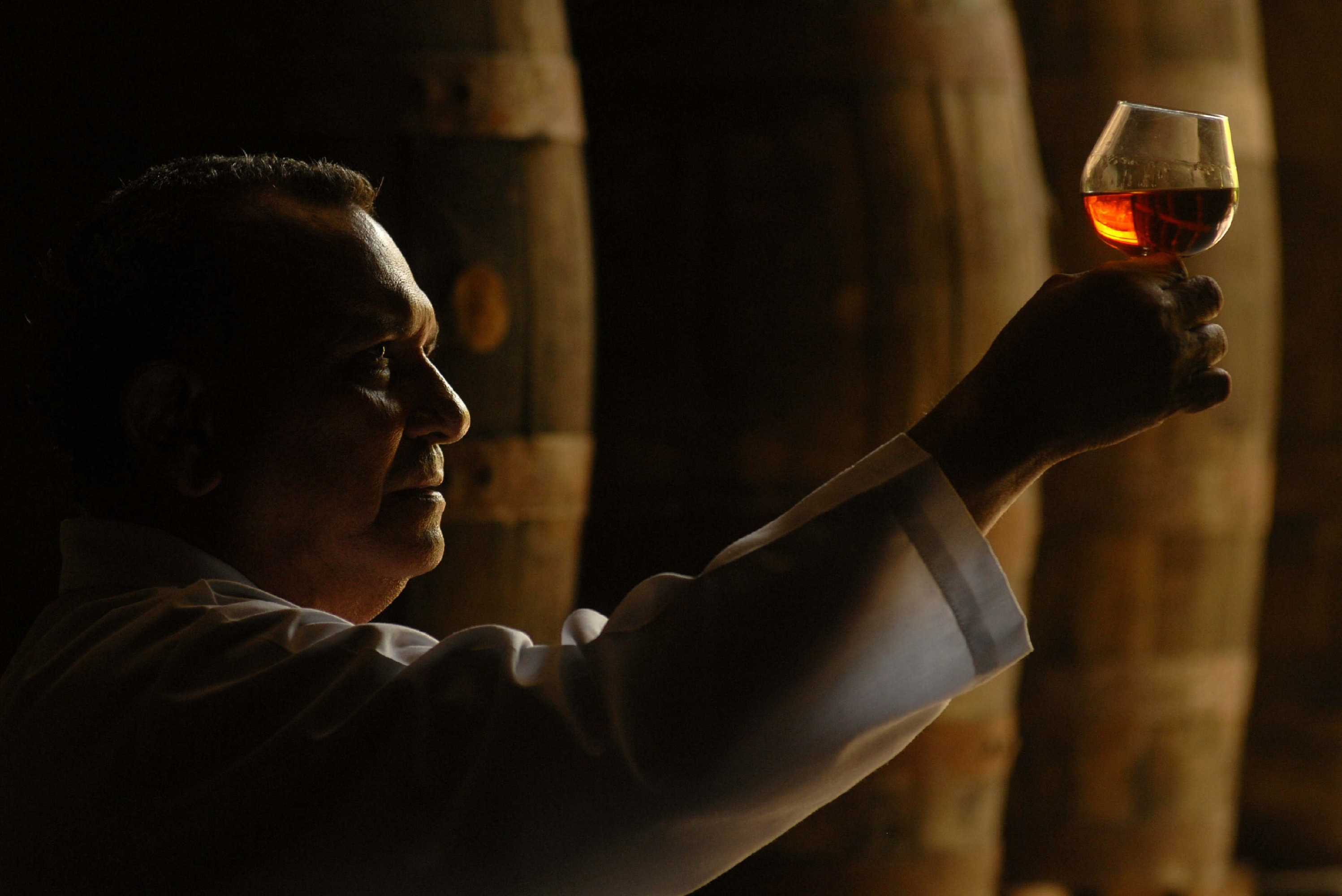 En crisis, ron le gana terreno al whisky en Venezuela