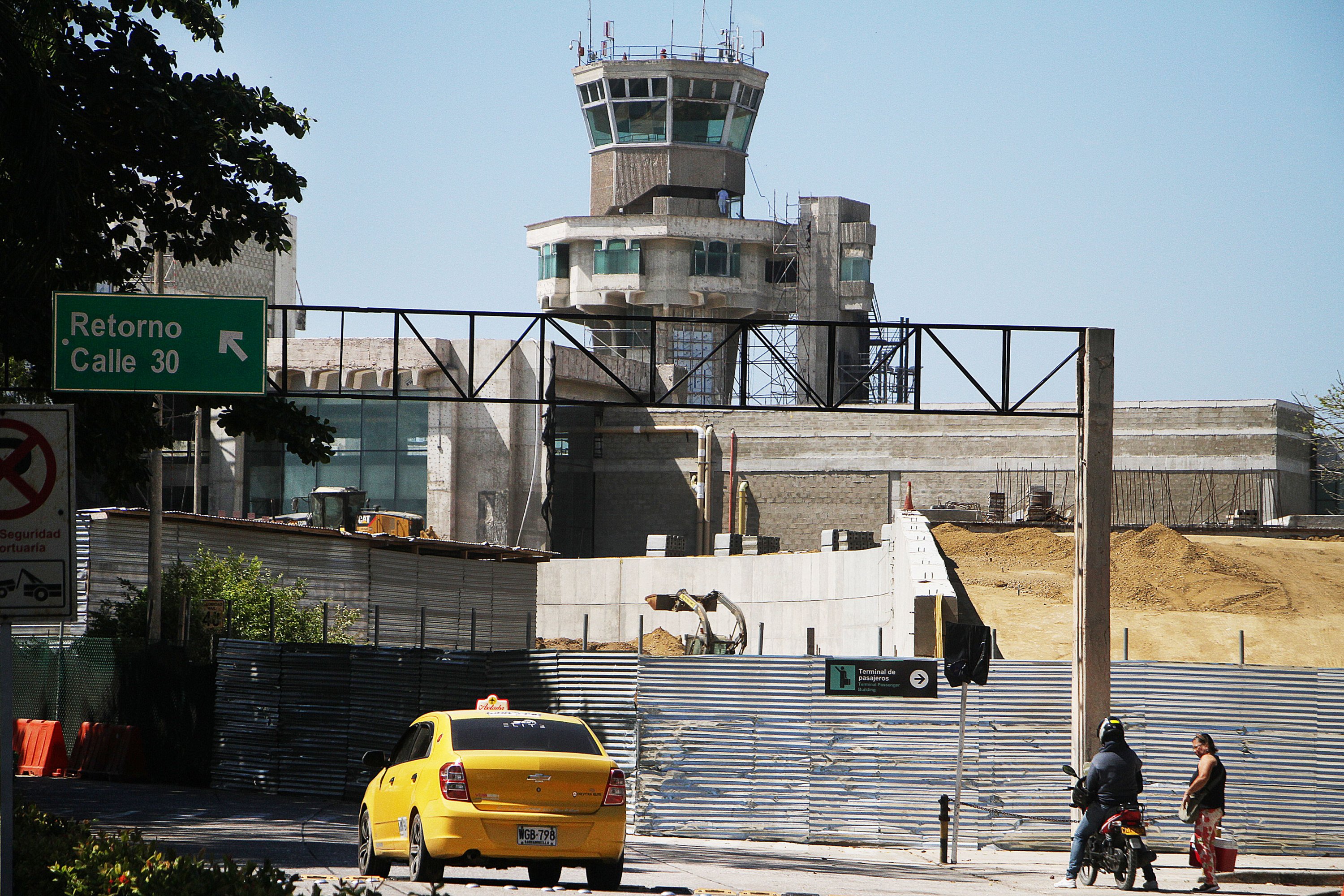 Atrasos en obras del aeropuerto de Barranquilla ponen en situación ...