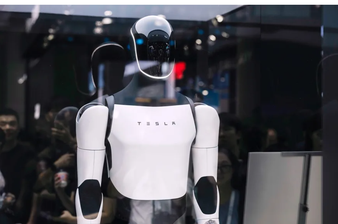 Así son los Optimus, los robots que Tesla empezaría a vender al público ...