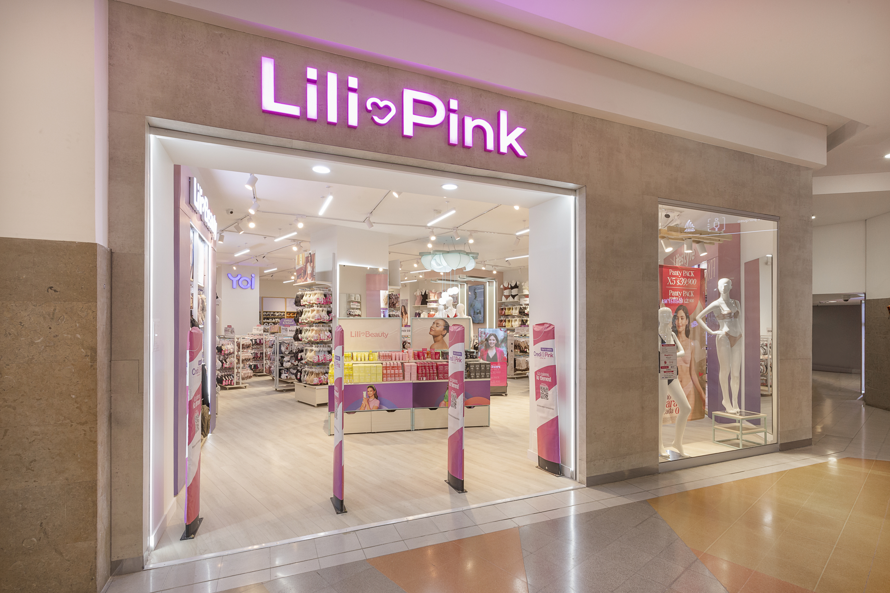 Esta es la nueva marca de ropa interior con la que Lili Pink quiere ...