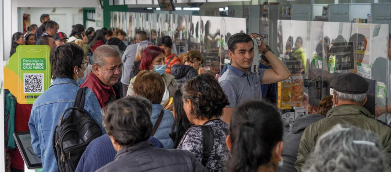 Iván Cepeda propuso ley anticorrupción sin casa por cárcel en un acto ...